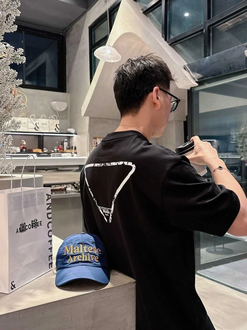 Cut-rate Prada T-Shirts