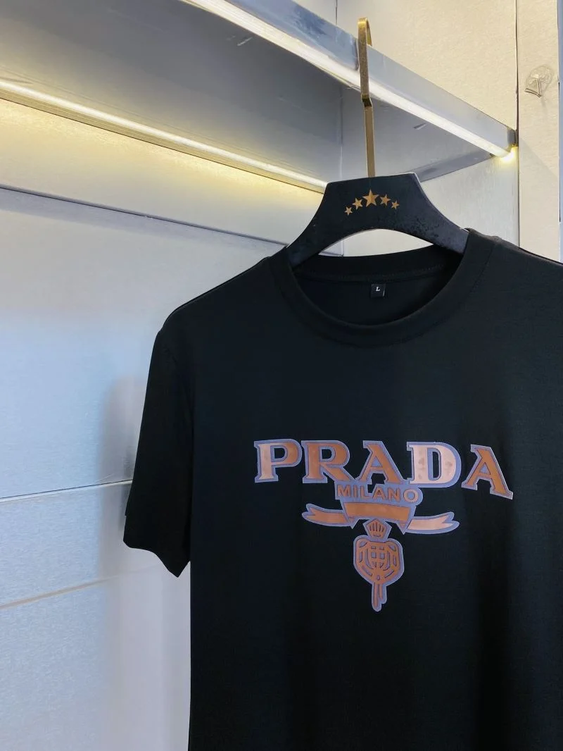 Inexpensive Prada T-Shirts