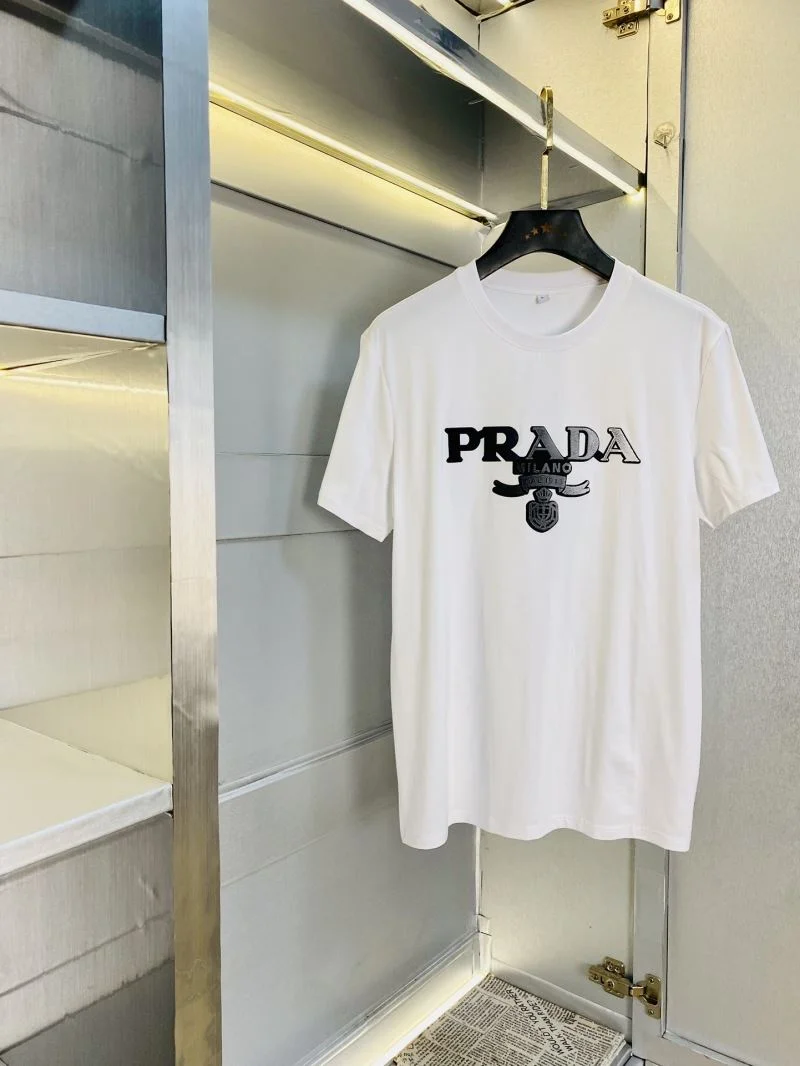 Low-cost Prada T-Shirts