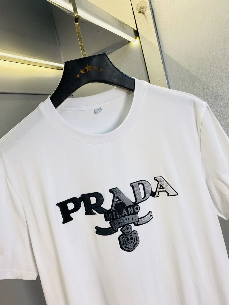Low-cost Prada T-Shirts