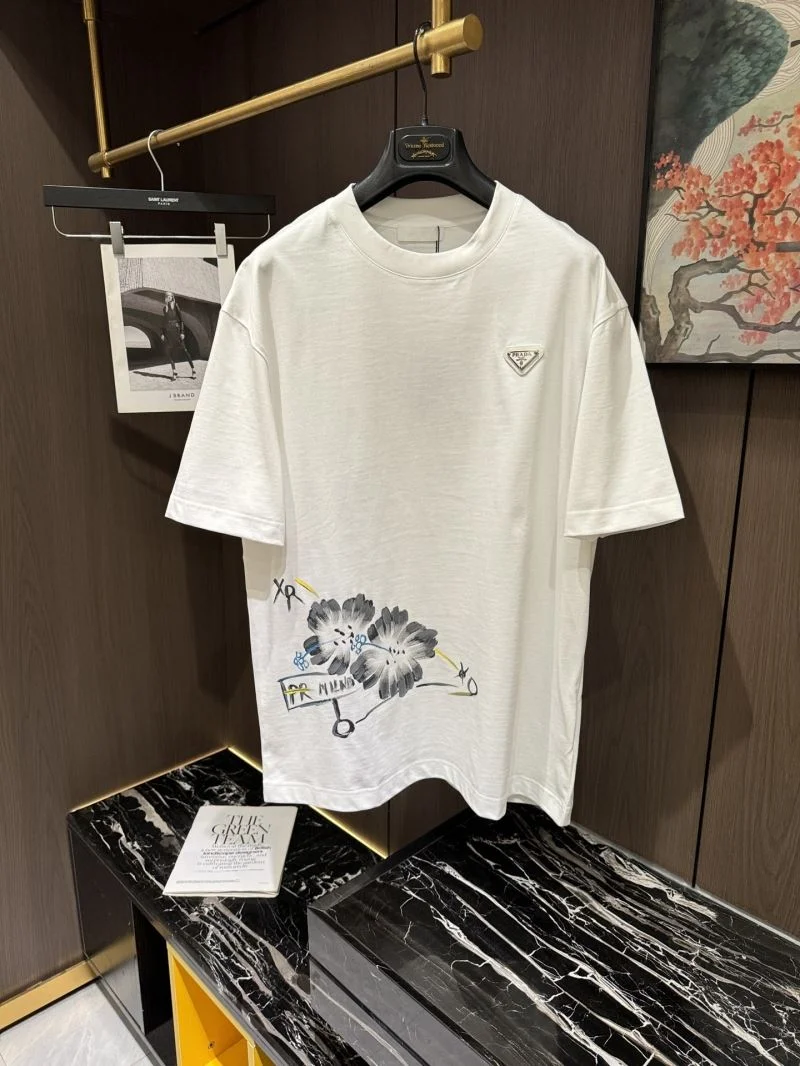 Accurate model Prada T-Shirts