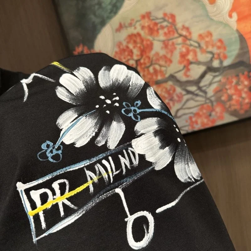 Accurate model Prada T-Shirts