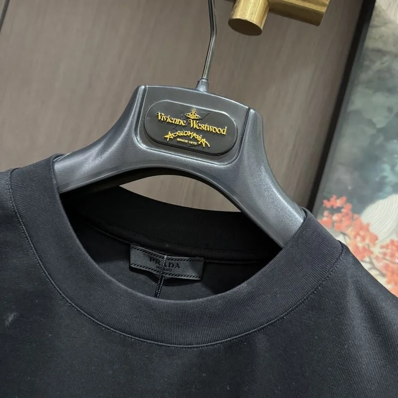 Accurate model Prada T-Shirts
