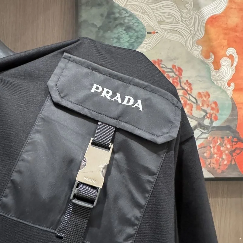 Accurate model Prada T-Shirts