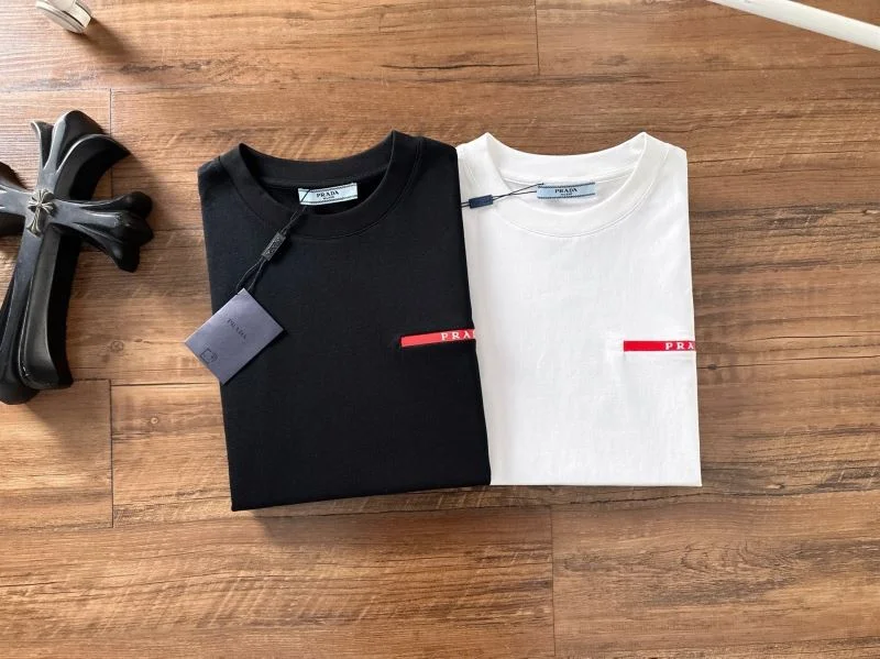 Inexpensive Prada T-Shirts