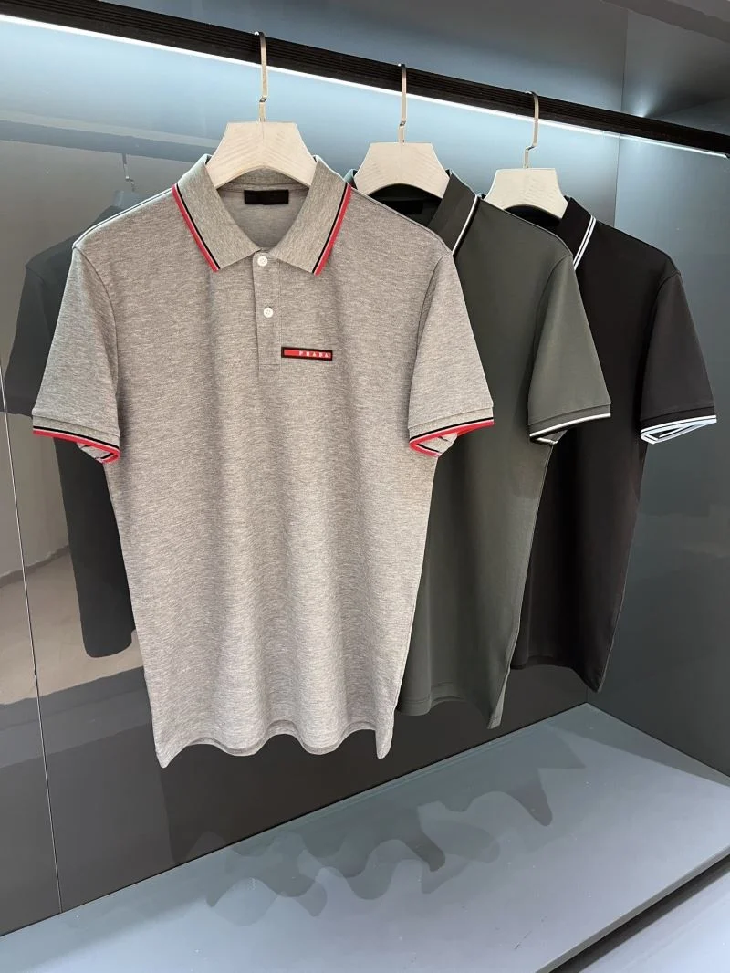 High fidelity Prada T-Shirts
