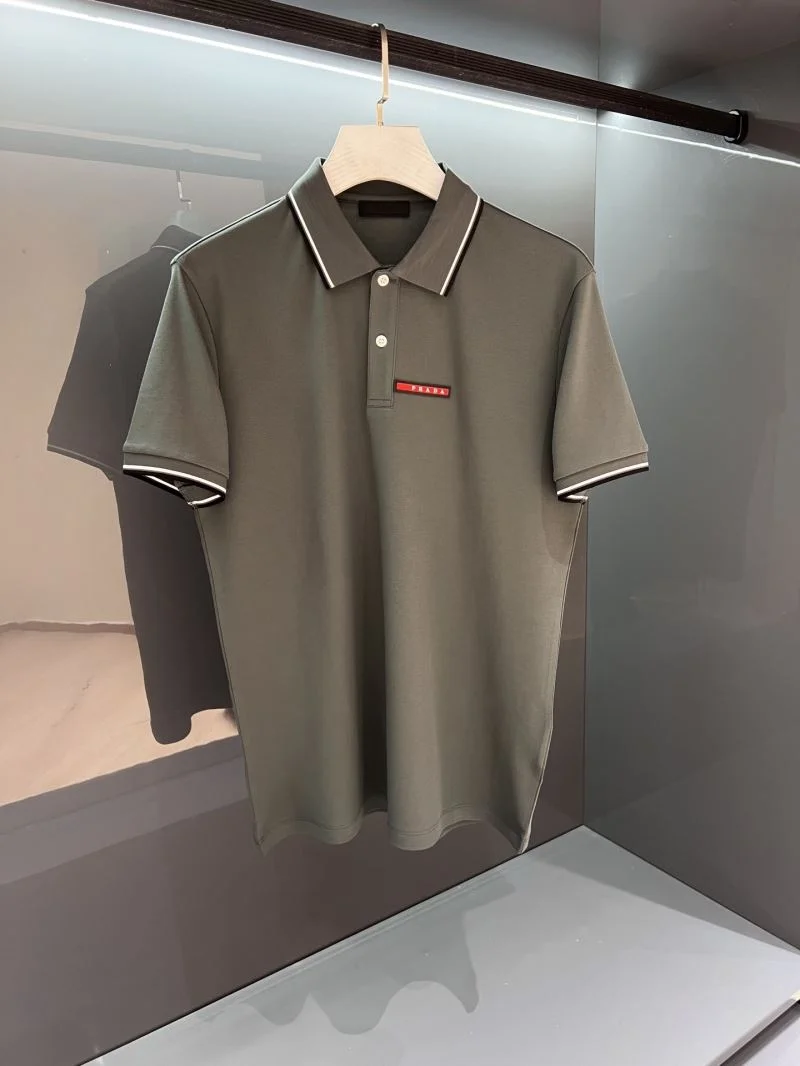 High fidelity Prada T-Shirts