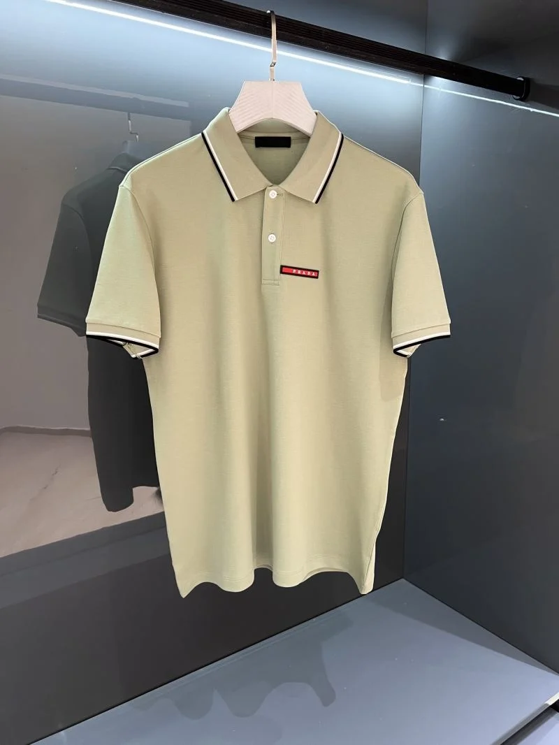 High fidelity Prada T-Shirts