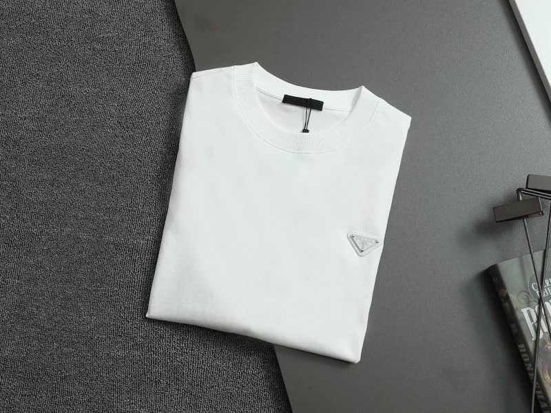 High fidelity Prada T-Shirts