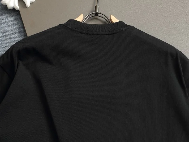 High fidelity Prada T-Shirts