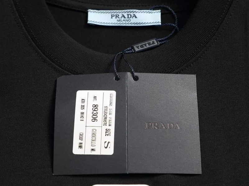 High fidelity Prada T-Shirts