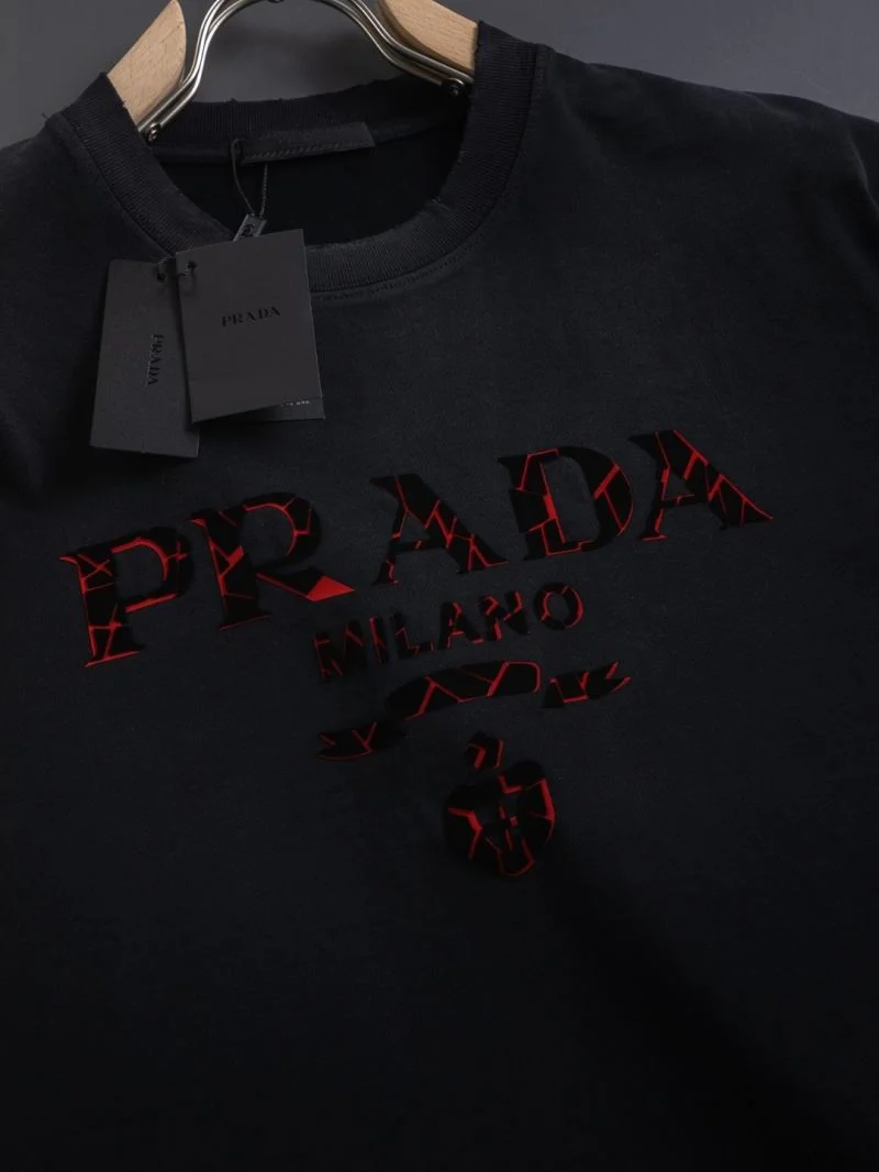 Inexpensive Prada T-Shirts