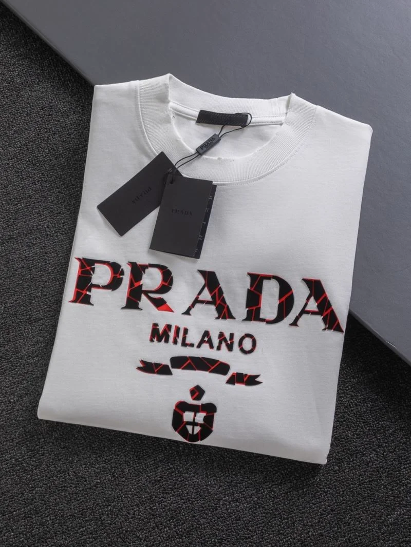 Low-cost Prada T-Shirts