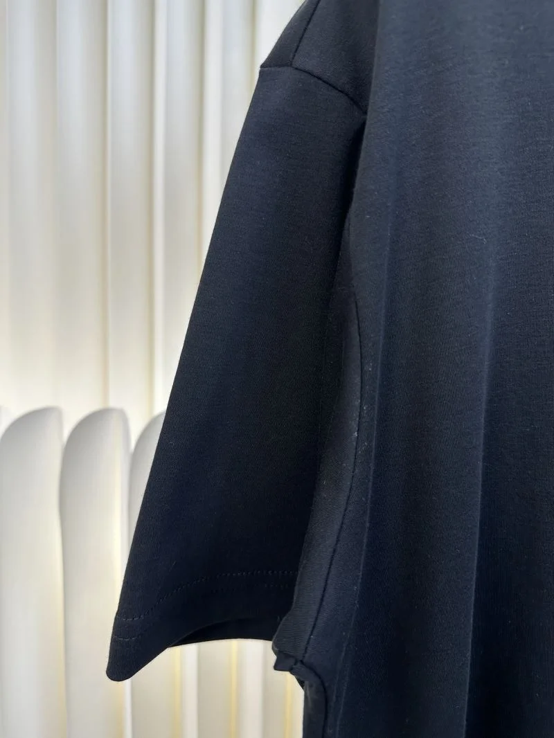 Low-cost Prada T-Shirts