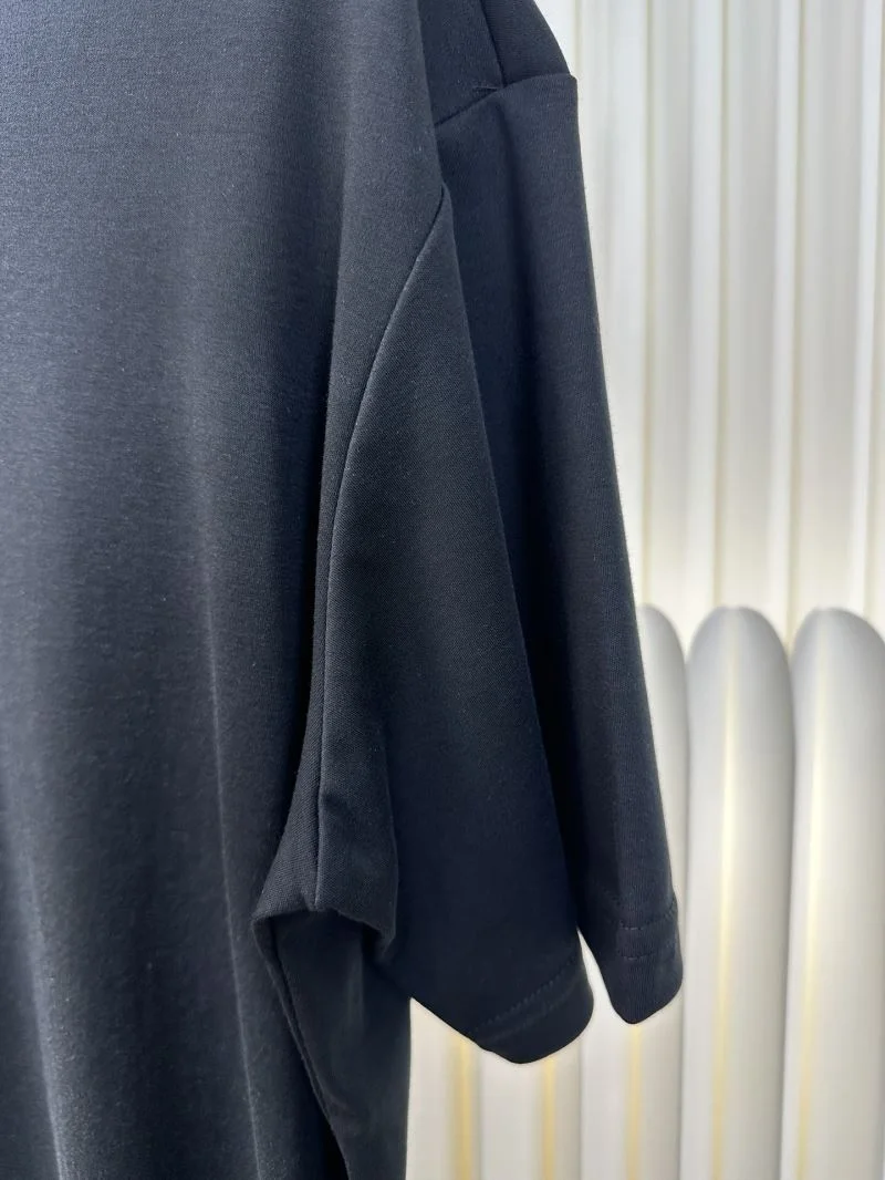 Low-cost Prada T-Shirts