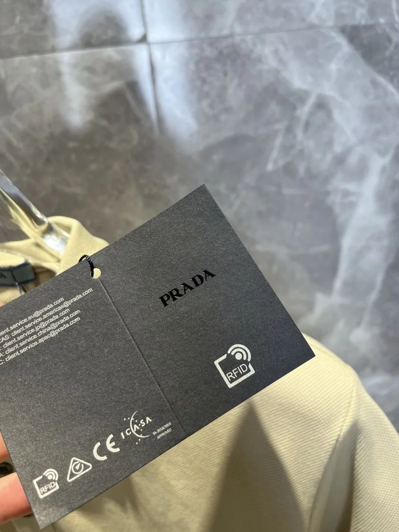 High fidelity Prada T-Shirts