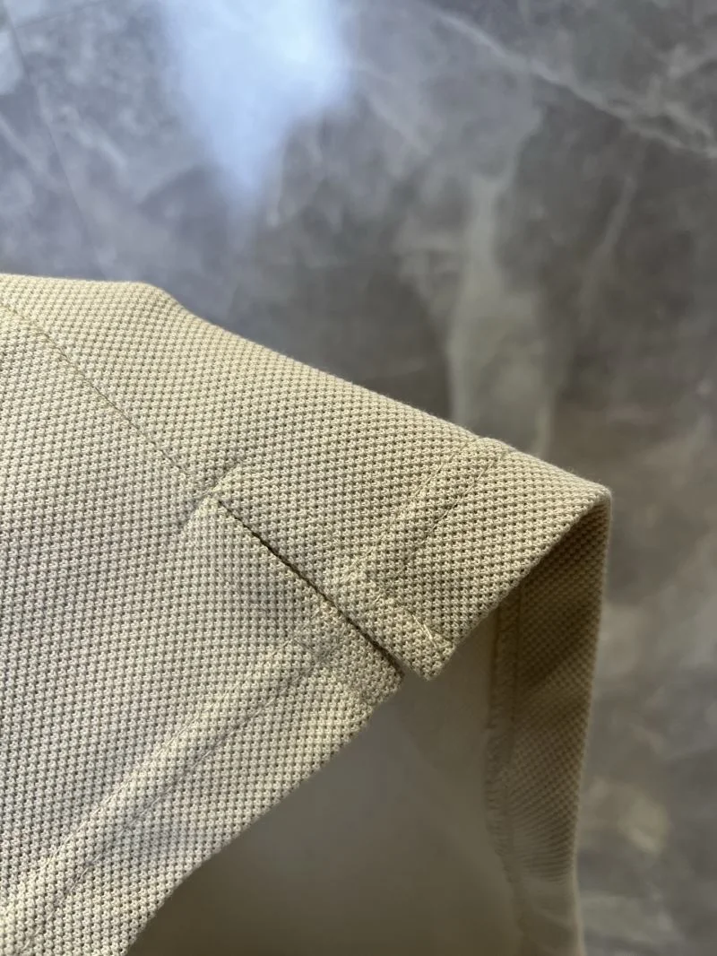 High fidelity Prada T-Shirts