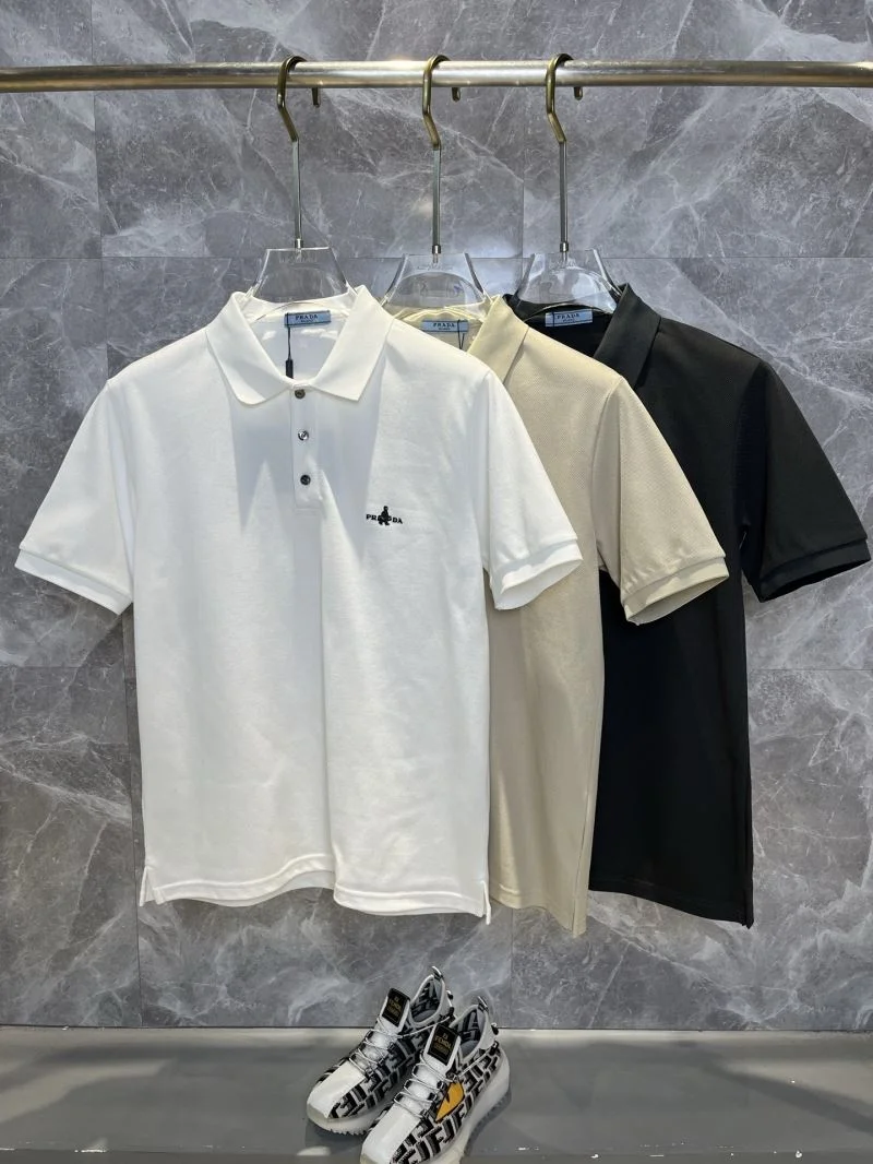 High fidelity Prada T-Shirts