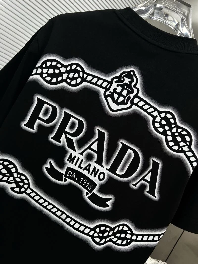 Accurate model Prada T-Shirts