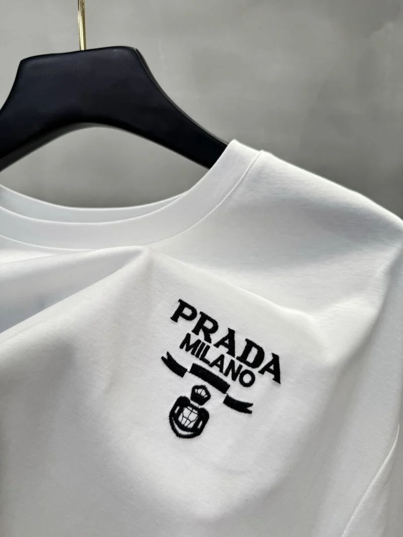 Factory-made Prada T-Shirts