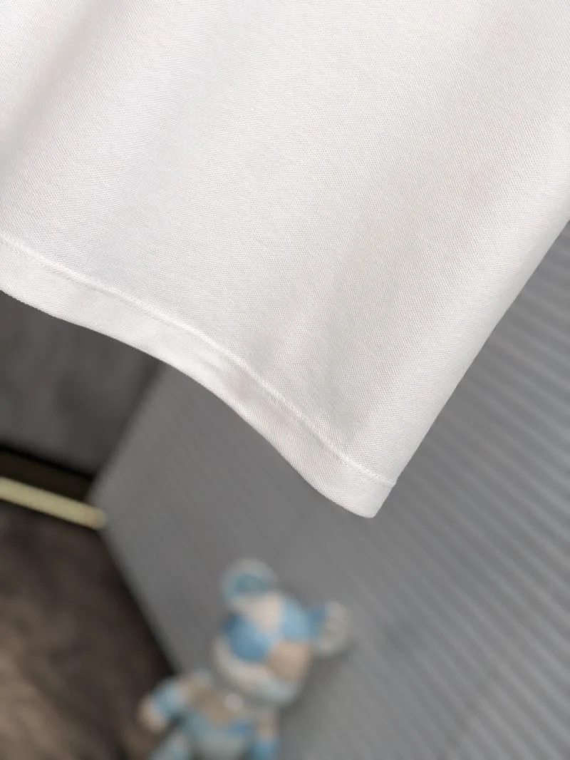 Inexpensive Prada T-Shirts