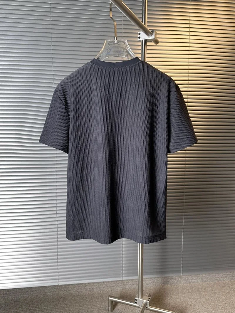 High fidelity Prada T-Shirts