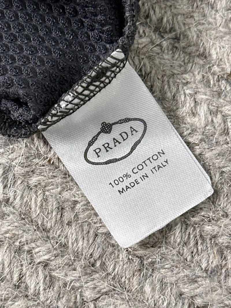 High fidelity Prada T-Shirts