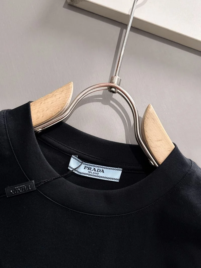 High fidelity Prada T-Shirts