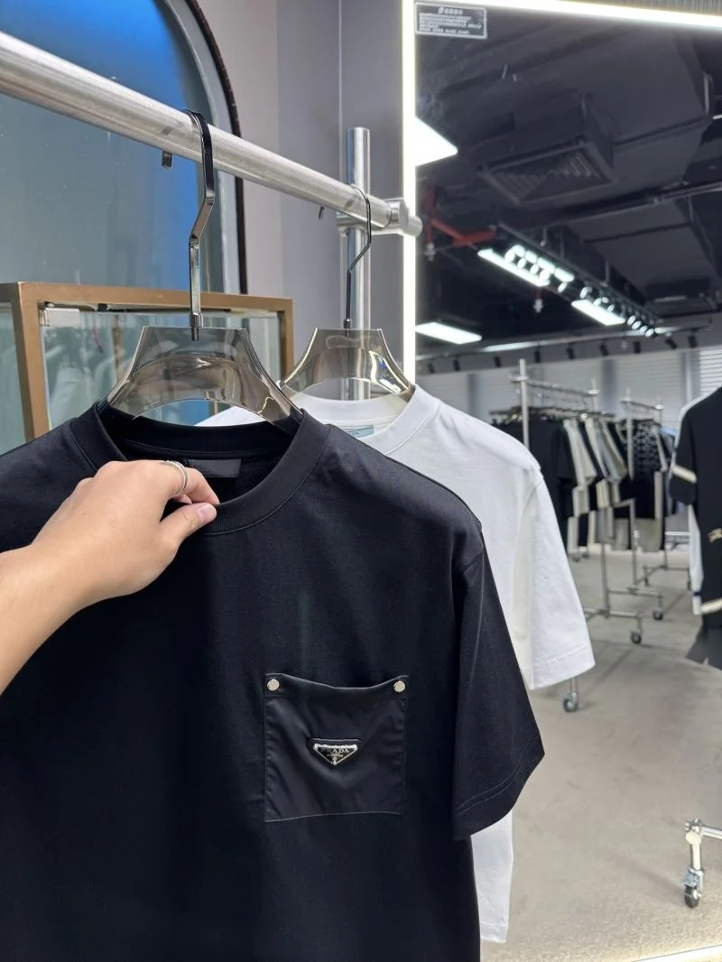High fidelity Prada T-Shirts