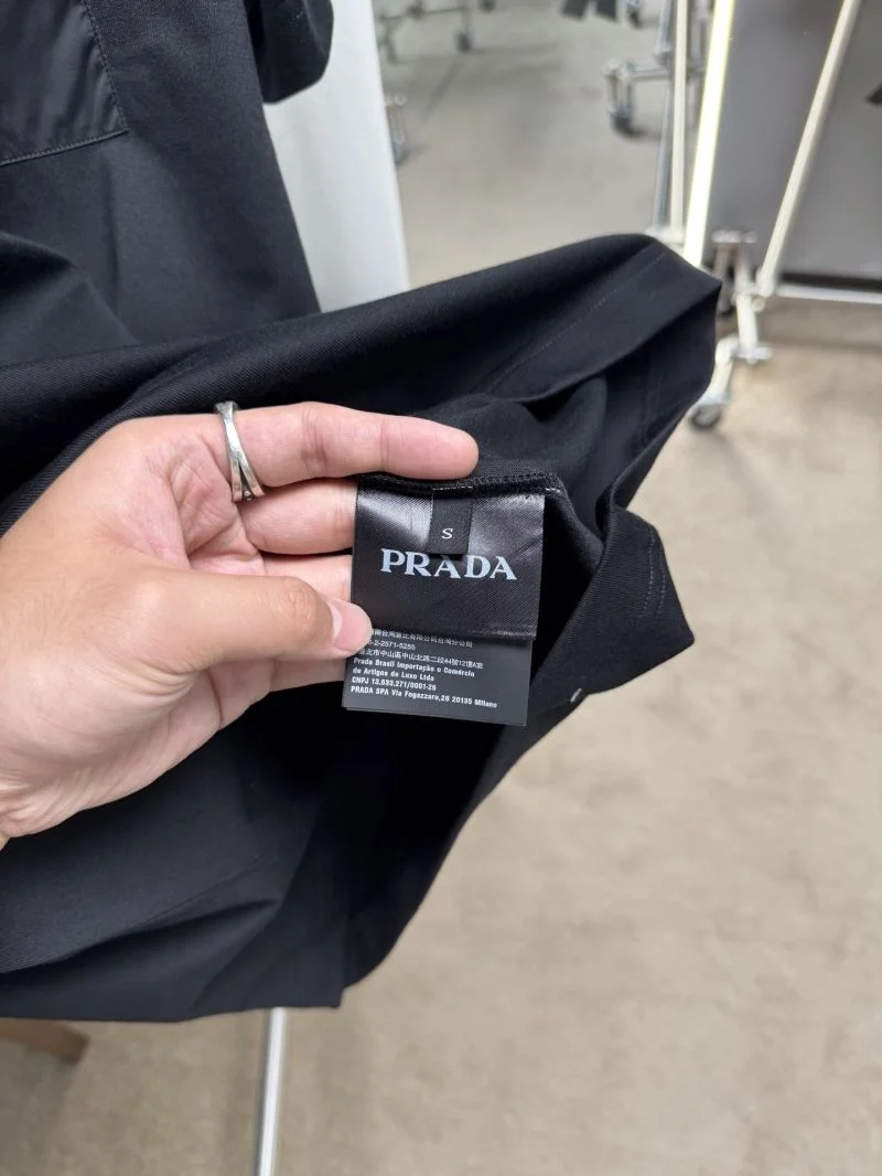 High fidelity Prada T-Shirts
