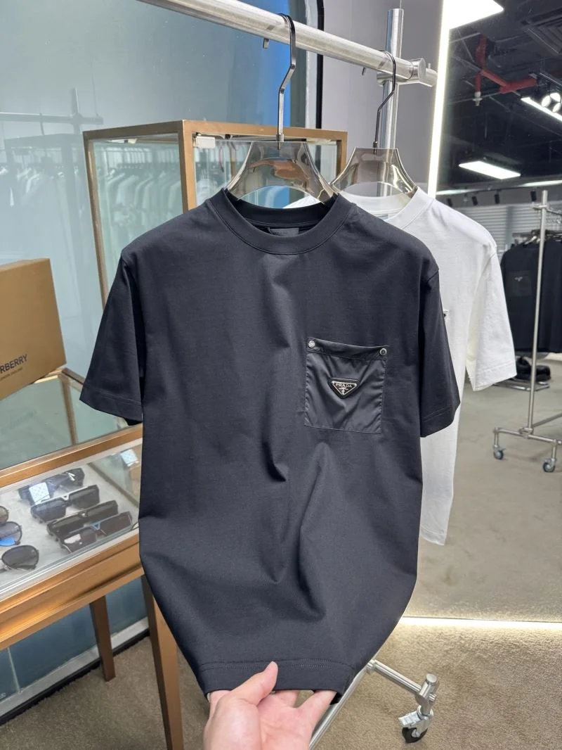 High fidelity Prada T-Shirts