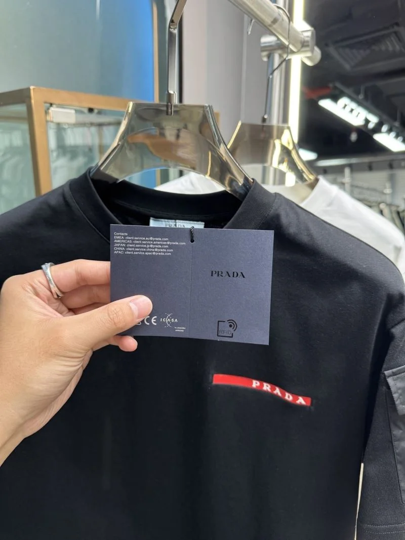 Accurate model Prada T-Shirts