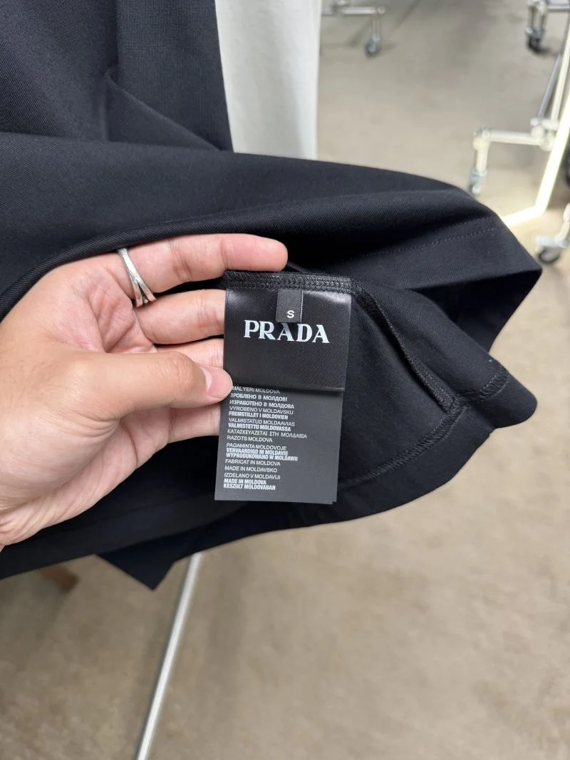 Accurate model Prada T-Shirts