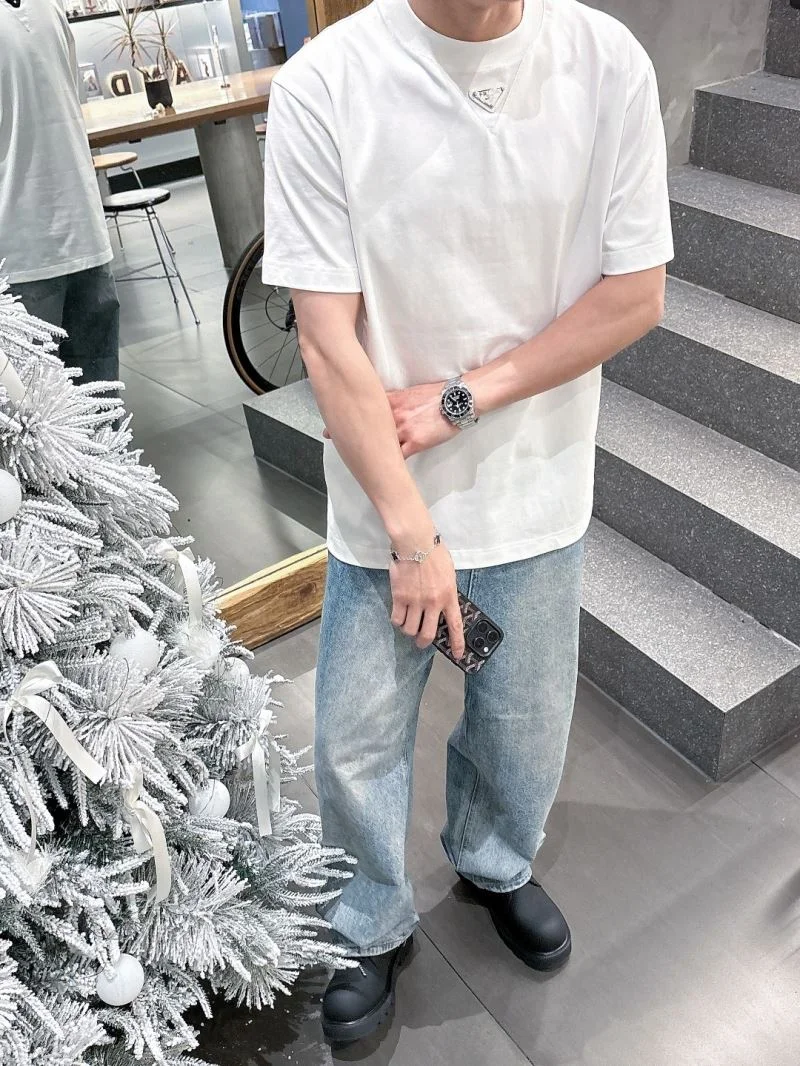 Cut-rate Prada T-Shirts