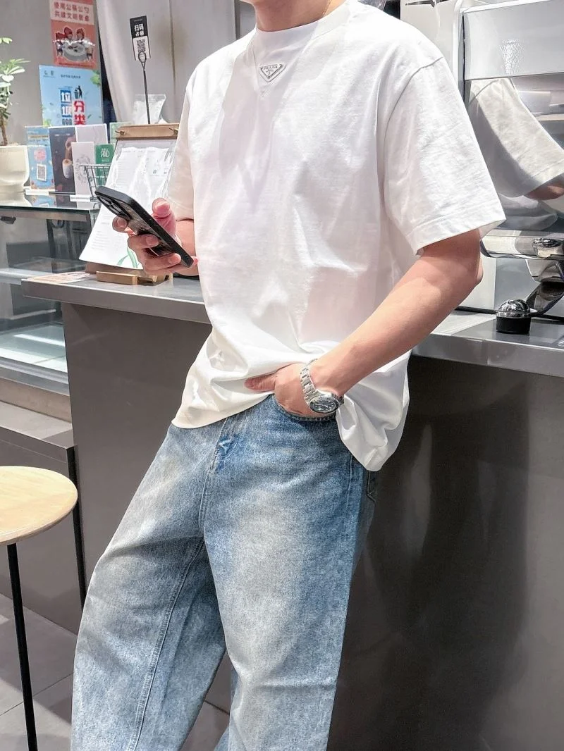 Cut-rate Prada T-Shirts