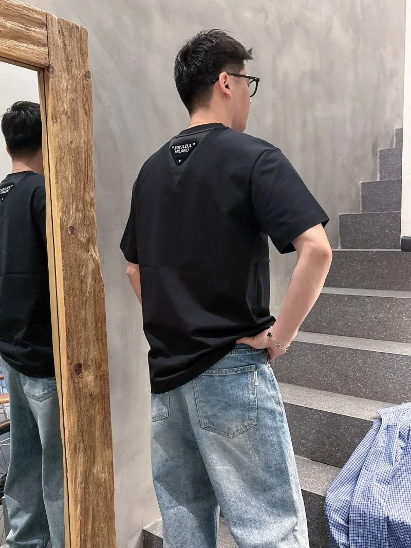 Bargain Prada T-Shirts