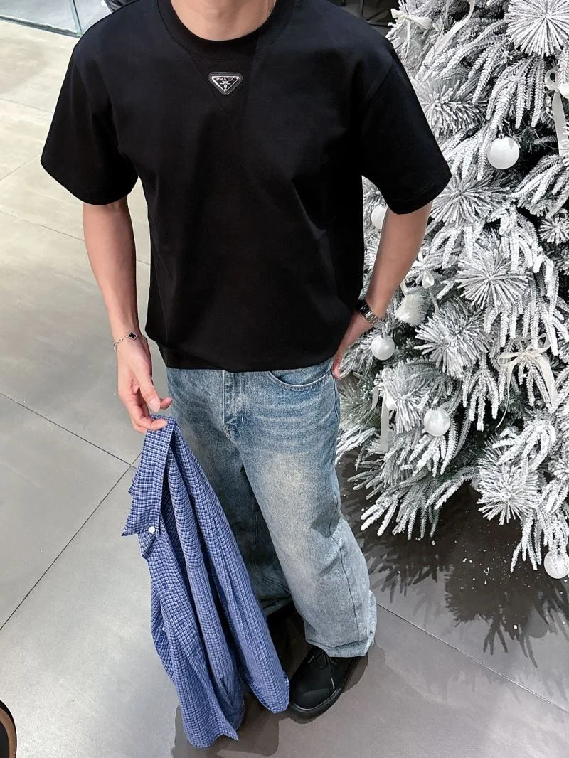 Bargain Prada T-Shirts