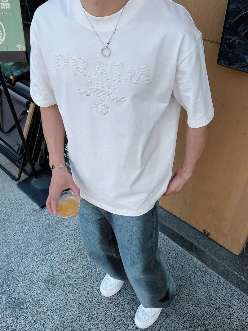 Cut-rate Prada T-Shirts
