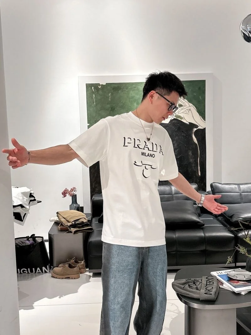 Factory-made Prada T-Shirts
