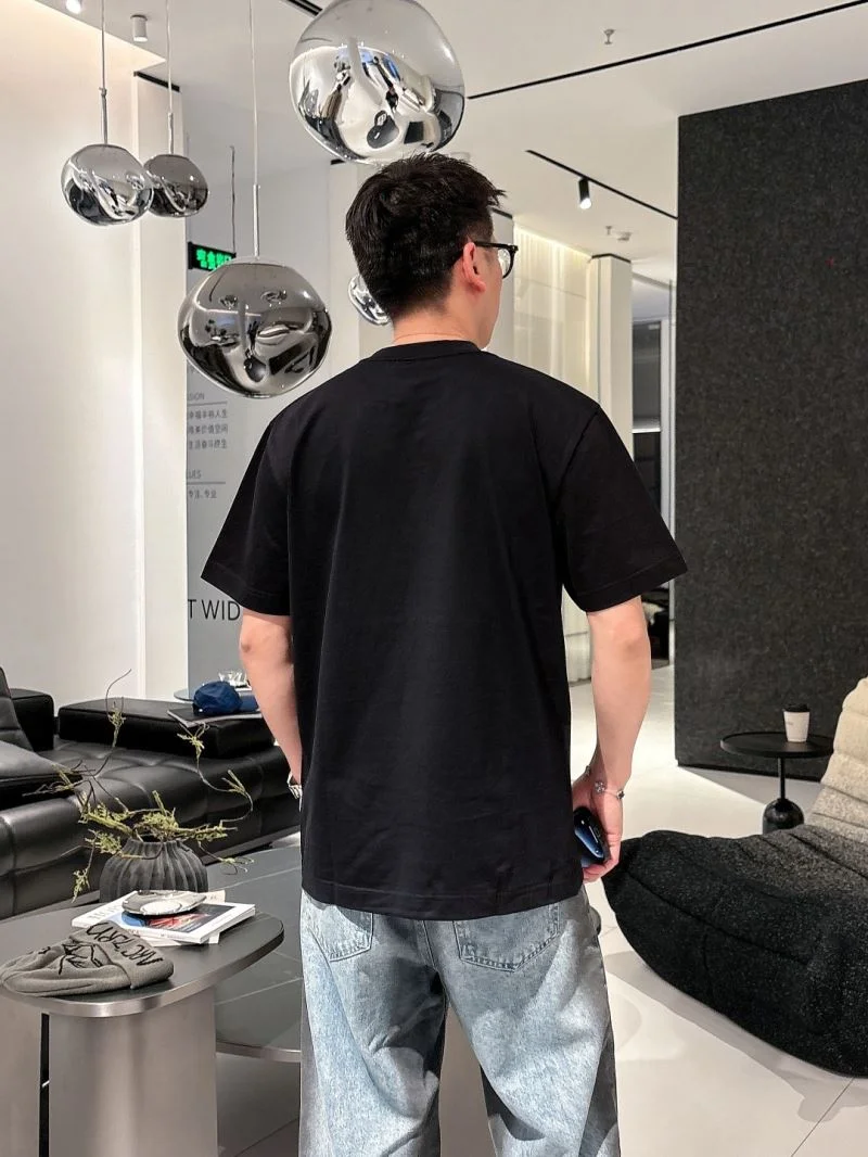 High fidelity Prada T-Shirts