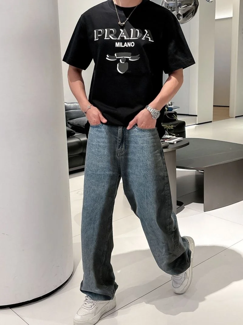 High fidelity Prada T-Shirts