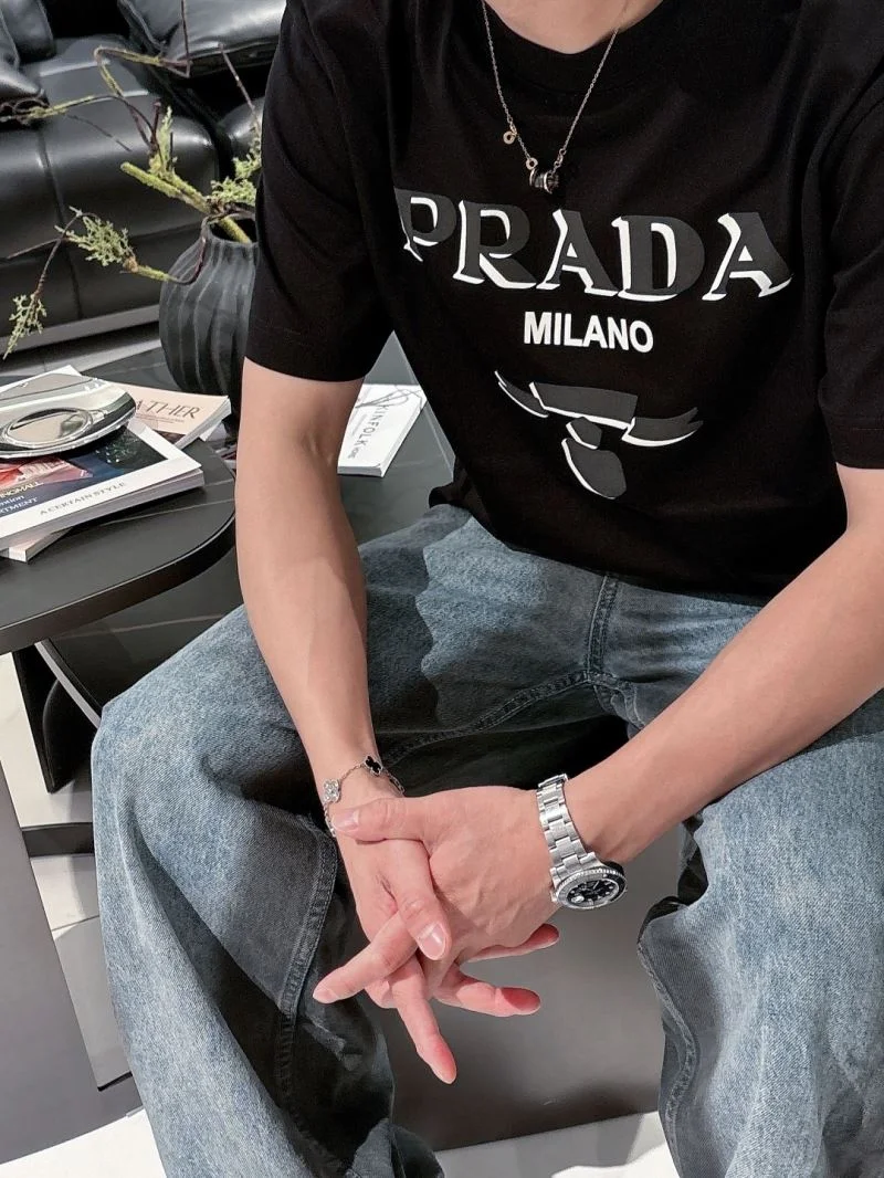 High fidelity Prada T-Shirts
