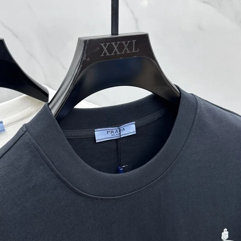 Inexpensive Prada T-Shirts