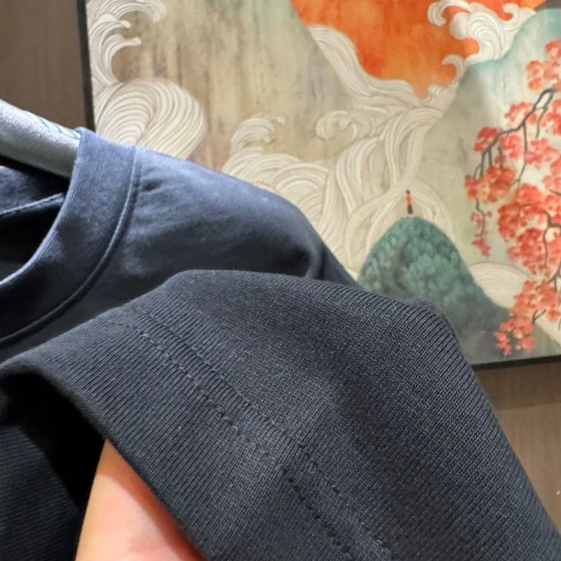 Inexpensive Prada T-Shirts
