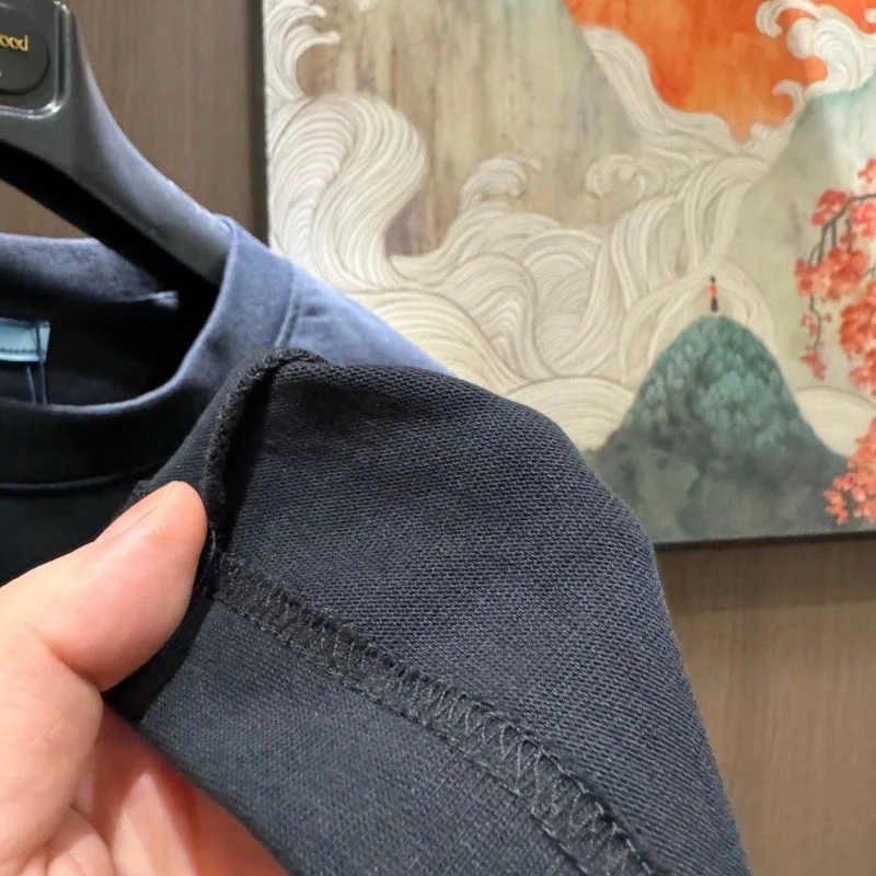 Inexpensive Prada T-Shirts