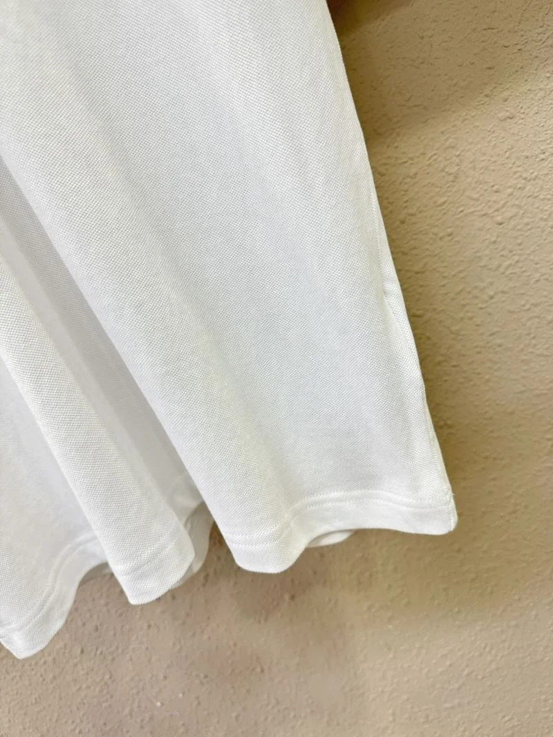 Cut-rate Prada T-Shirts