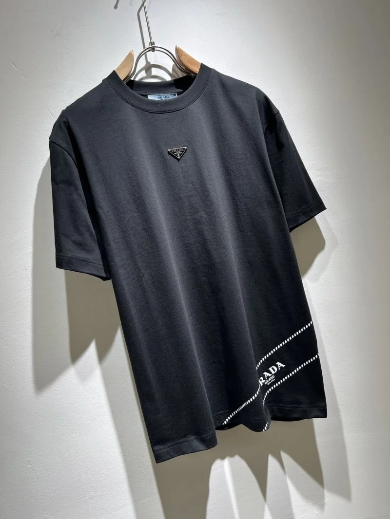 Low-cost Prada T-Shirts
