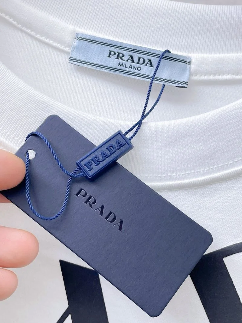 Accurate model Prada T-Shirts
