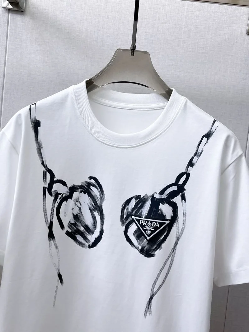Accurate model Prada T-Shirts