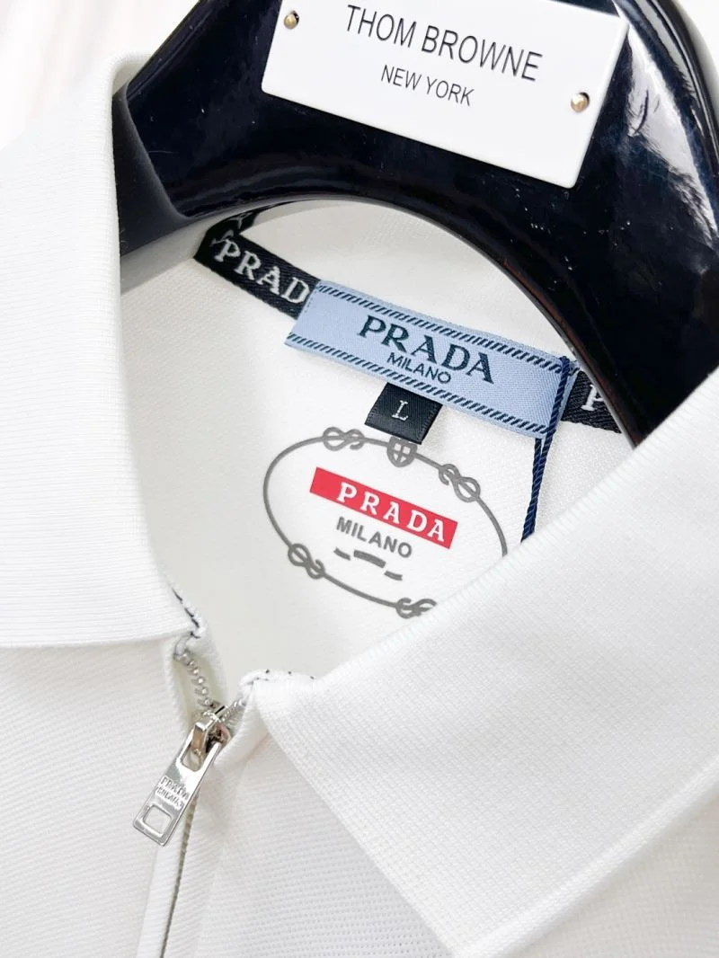 Factory-made Prada T-Shirts